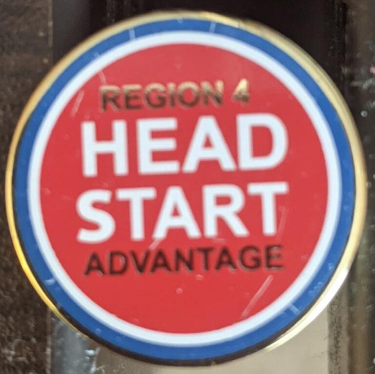Head Start Advantage Pin - Region IV Head Start Association